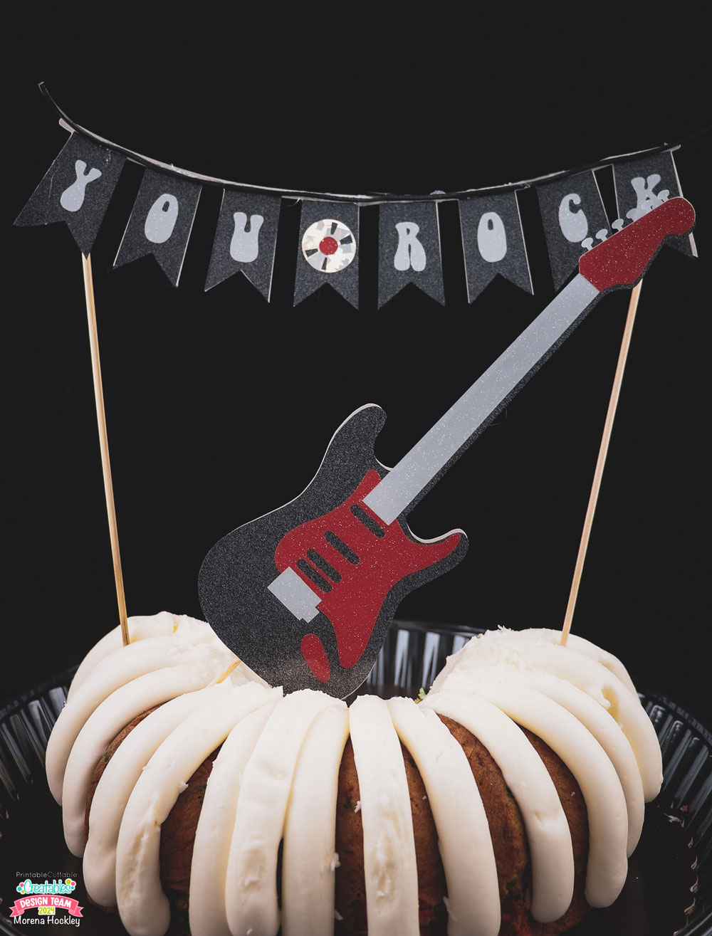 Banner Cake Topper Tutorial