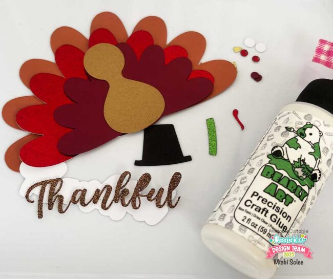 DIY Thanksgiving Turkey Cake Topper - Cricut Craft Idea